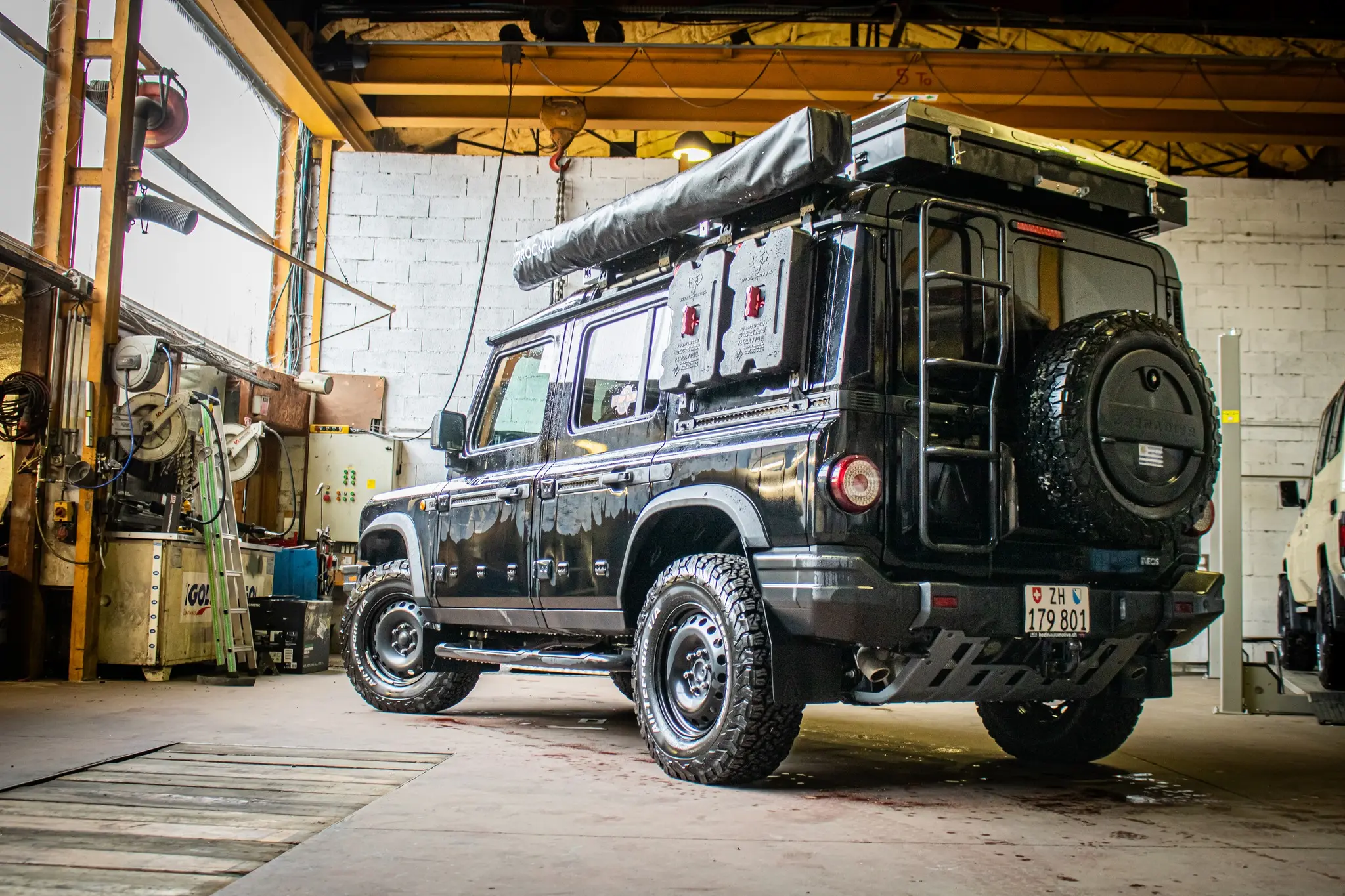 Overland Fuel Jerry Cans – Built Tough for Extreme Adventures